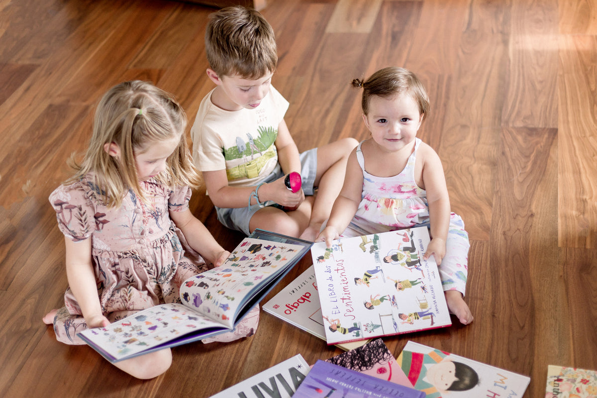 Books for Minis – Natalia Medrano